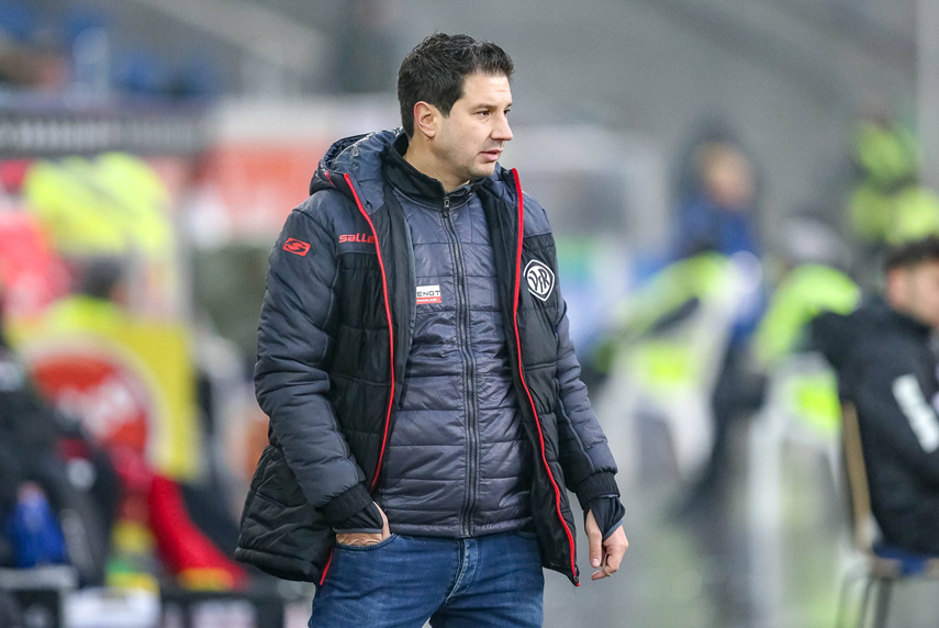 Trotz Krise: Argirios Giannikis bleibt Aalens Cheftrainer – liga3-online.de