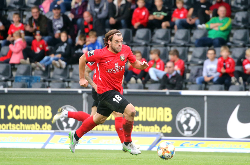 Acht Thesen an Röttger: "Vielleicht werde ich Schlagerstar" – liga3 ...