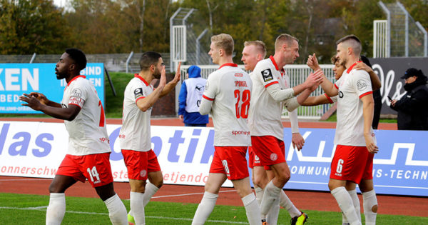 RWE baut die Erfolgsserie aus: "Das Selbstvertrauen wächst" – liga3 ...