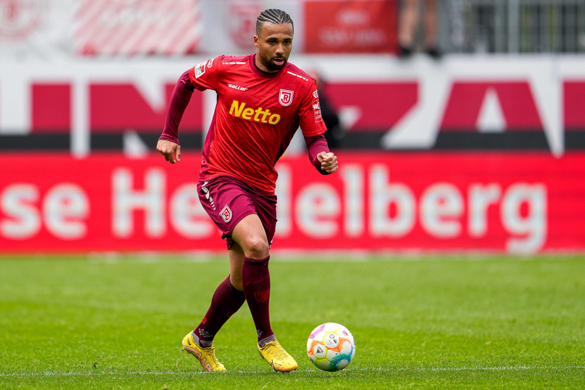 Erste Neuverpflichtung: Ingolstadt präsentiert Leon Guwara – liga3 ...