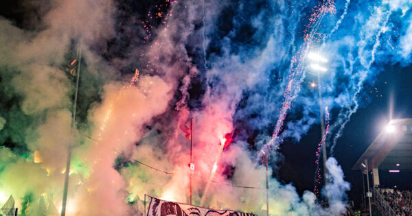 Über 100.000 Euro! Rekordstrafe für Münster nach Pyroshow im Pokal ...