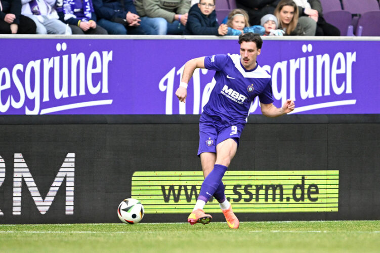 An Krebs erkrankt! Aue "bis auf Weiteres" ohne Ricky Bornschein – liga3 ...