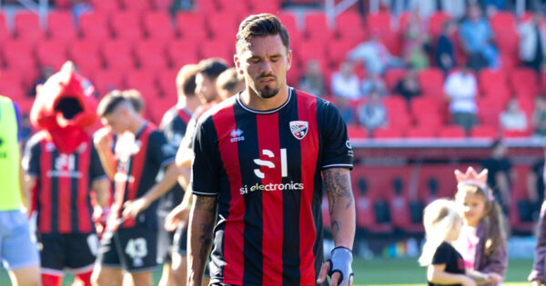 "Ein ganz großer Traum ist geplatzt": Testroet mit Tränen in den Augen ...