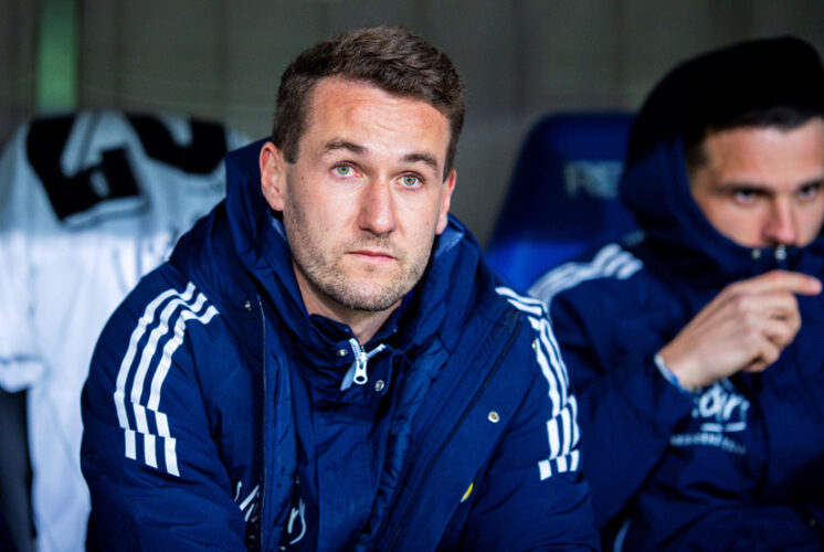 Erzgebirge Aue: Günther-Schmidt kommt, Trio um Pepic geht – liga3-online.de