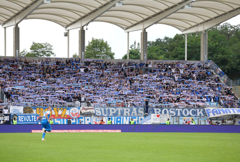 Für Spiel beim FCS: Zusätzliche Blöcke für Hansa-Fans – liga3-online.de