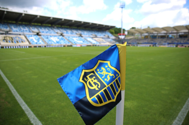 Bei Spiel gegen Hansa: FCS-Fan von Leuchtrakete getroffen – liga3-online.de